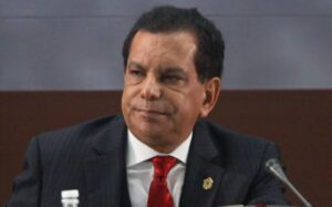 Roberto Ramos Alor asume el IMSS Bienestar en medio de críticas